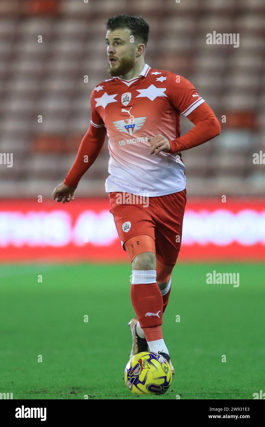 Nicky Cadden #7 of Barnsley breaks with the ball during the Sky Bet ...