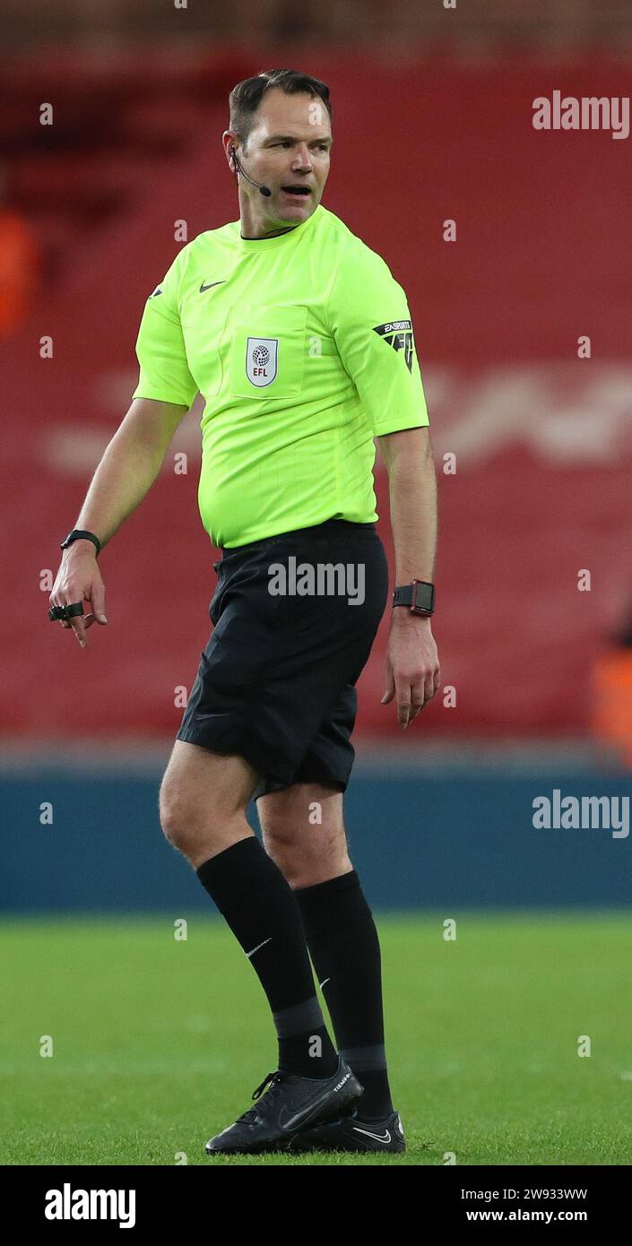 Middlesbrough, UK. 23rd Dec 2023. Match referee James Linington during ...