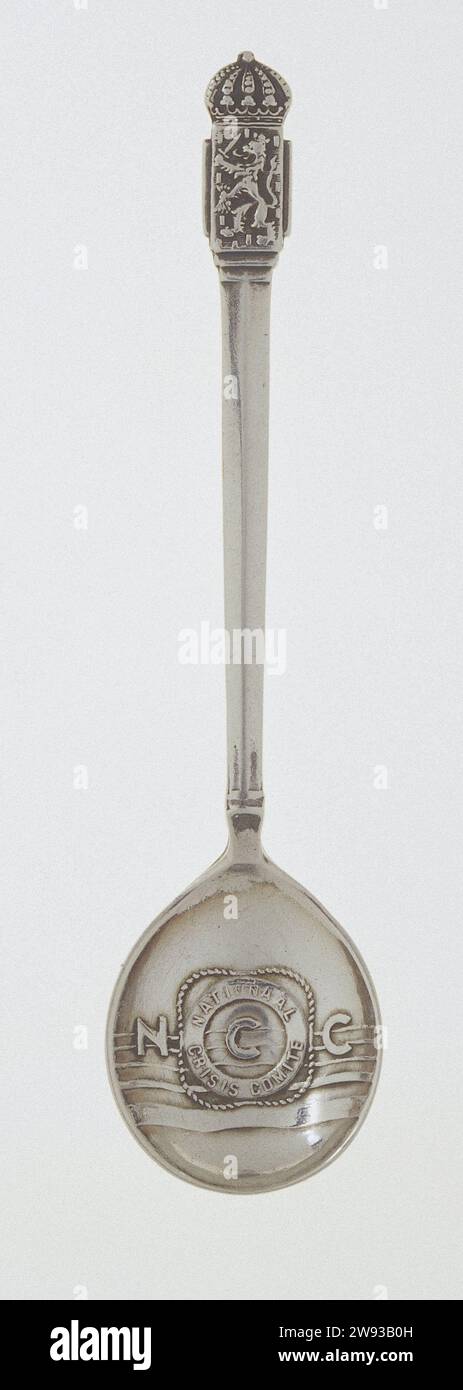 Convex side spoon hi-res stock photography and images - Alamy