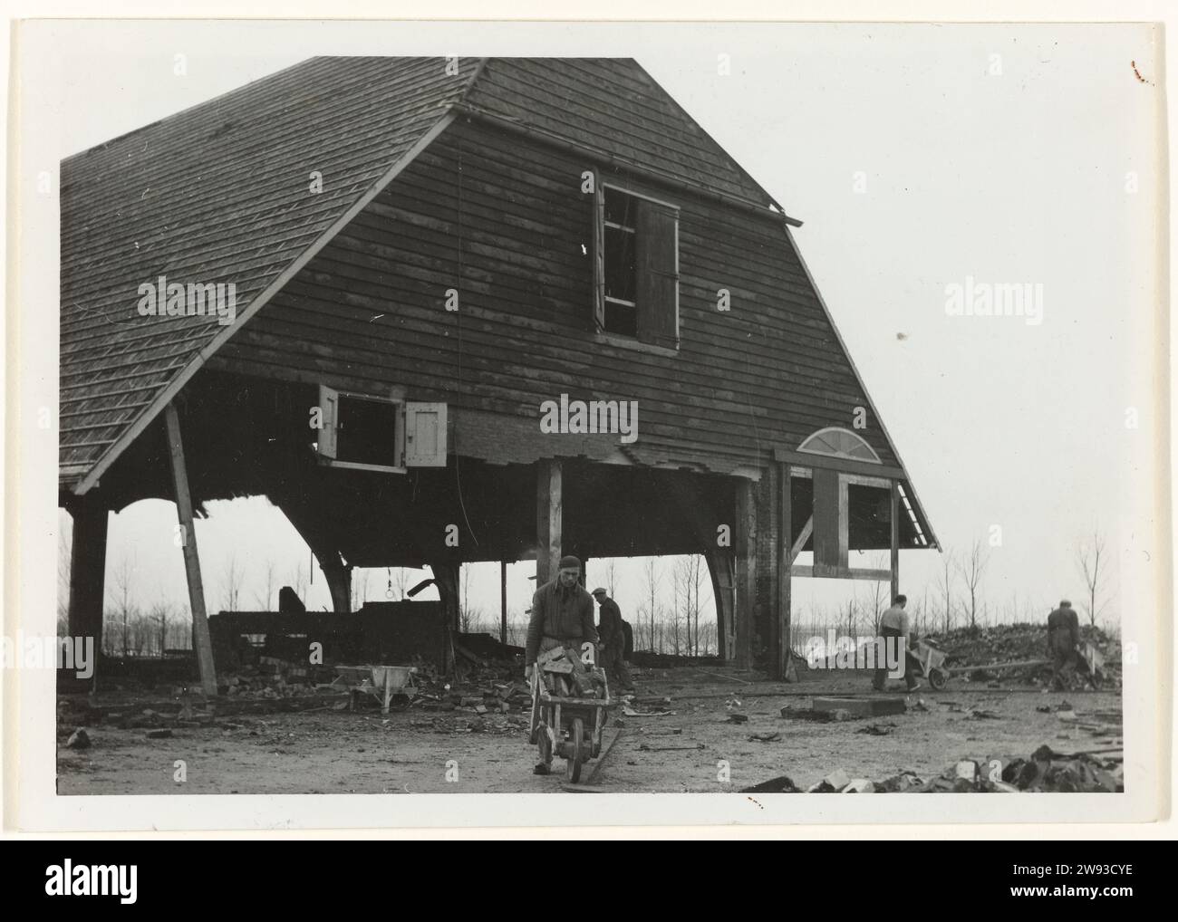 Destroyed farm hi-res stock photography and images - Alamy