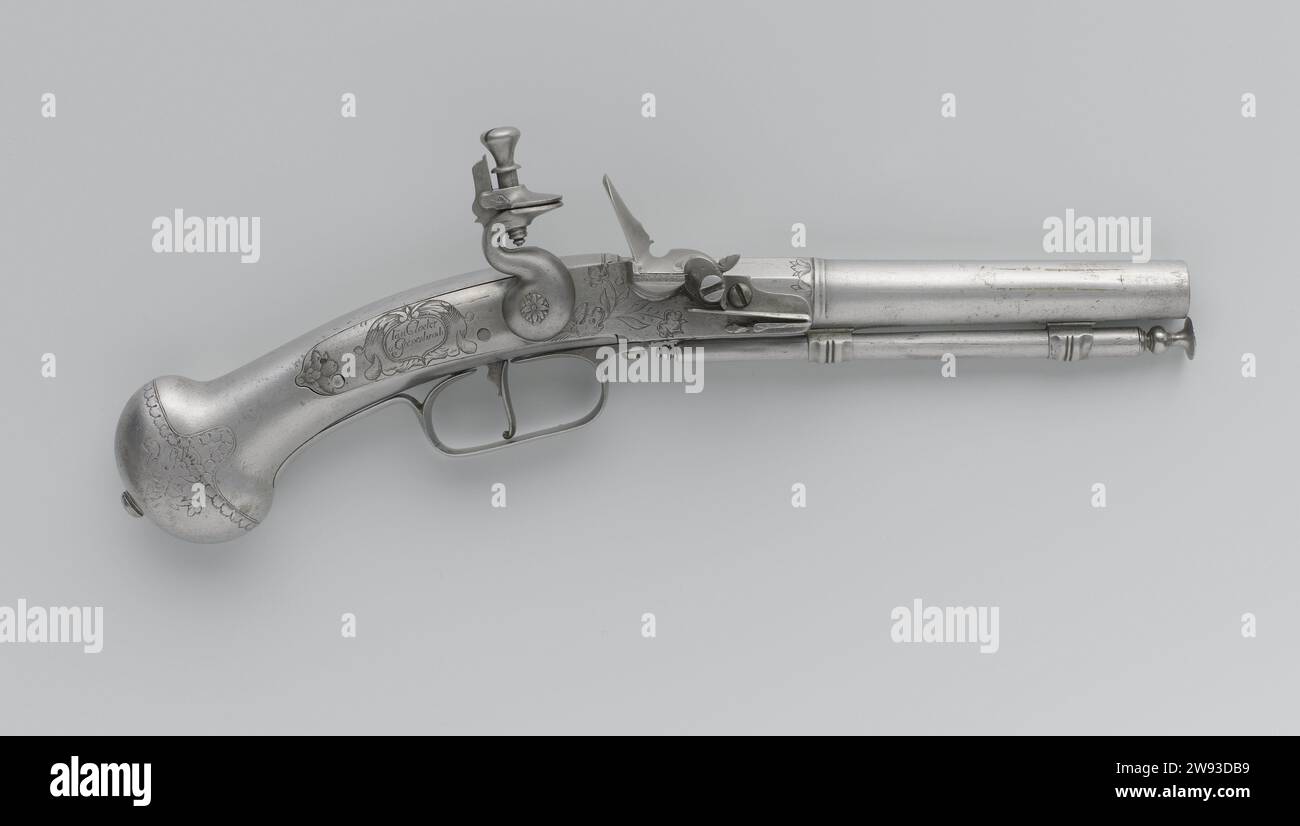 Flint pocket gun with iron drawer, Jan Cloeter, 1655 - 1660 flintlock ...