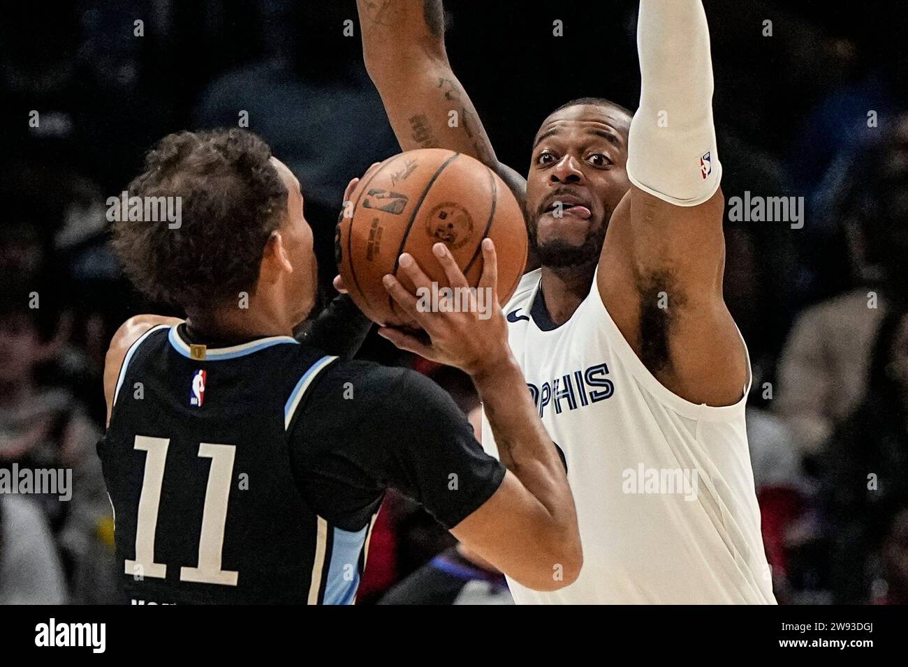Memphis Grizzlies forward Xavier Tillman (2) pressures Atlanta Hawks ...