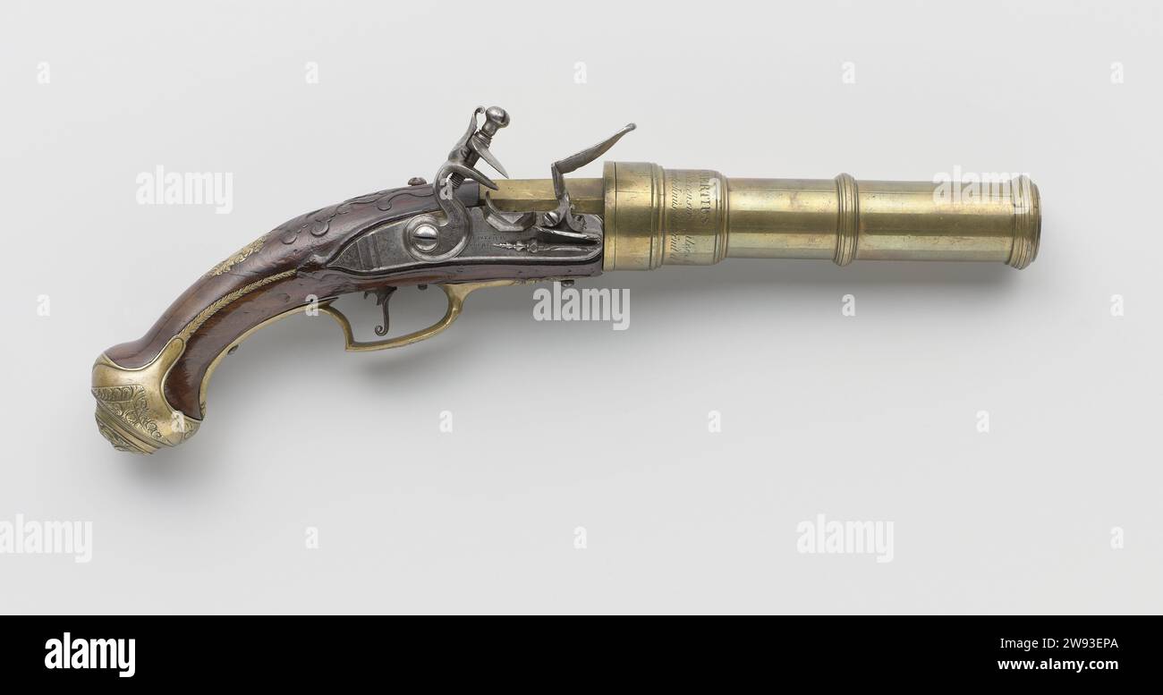 Pyrotechnic flintlock pistols pyrotechnic flintlock pistol hi-res stock ...