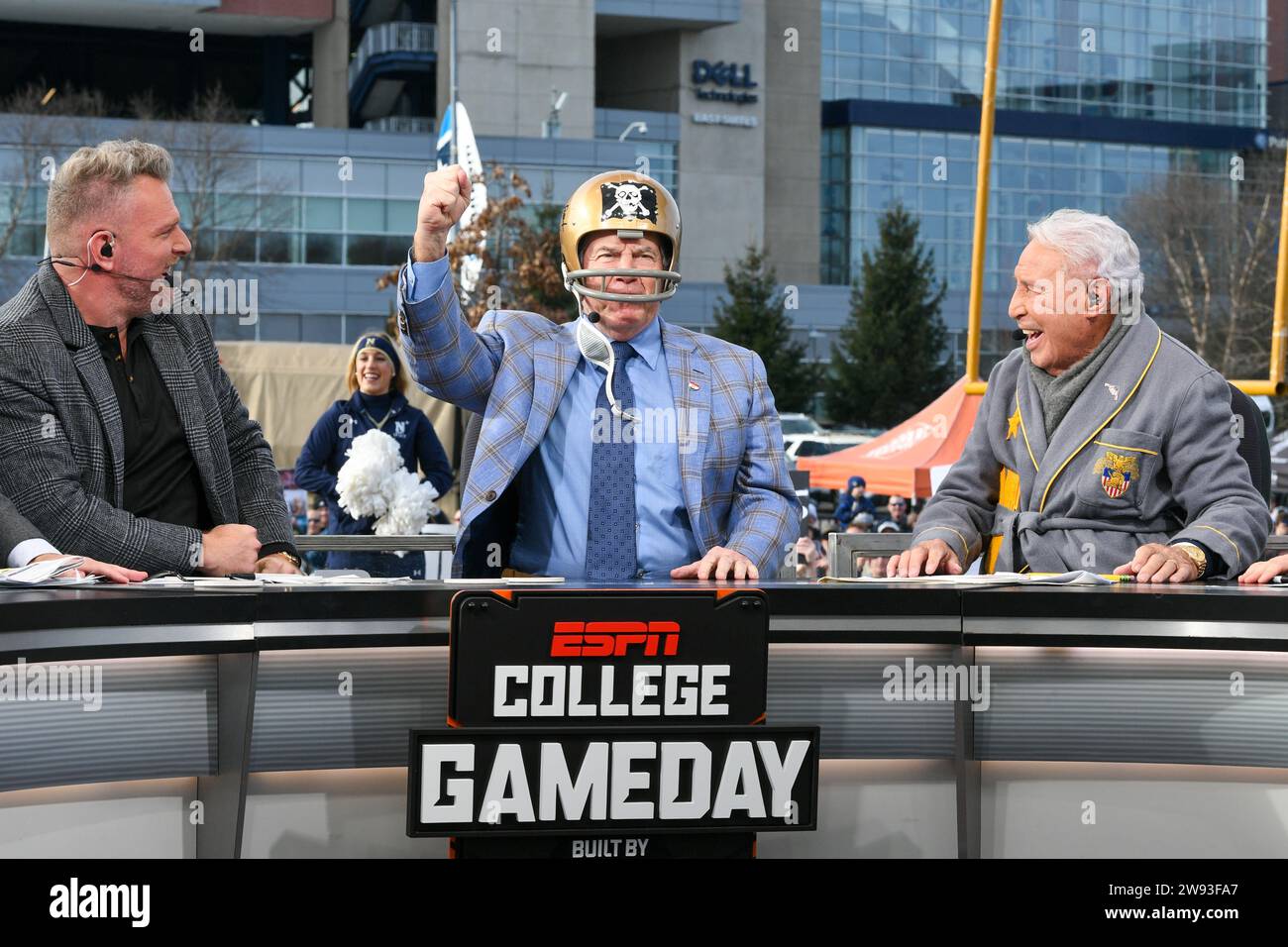 Foxborough, MA, USA. 9th Dec, 2023. New England Patriots head coach and ...