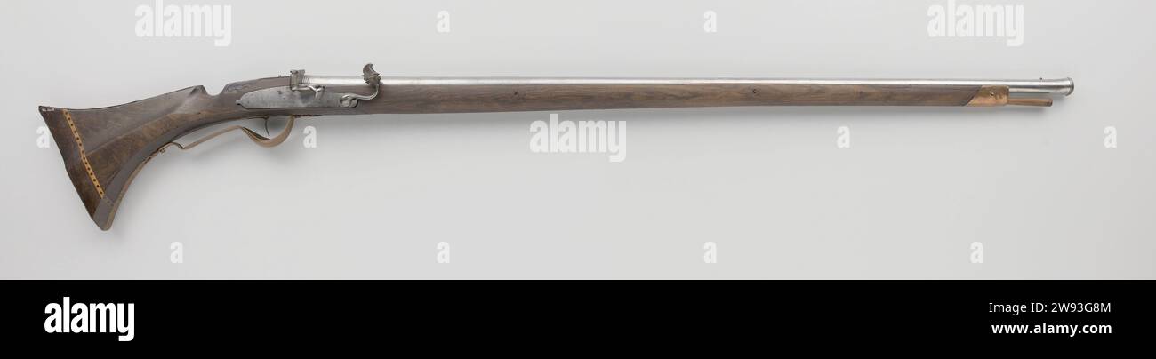 Rifle, anonymous, 1600 - 1649 matchlock rifle Rifle with wick lock ...