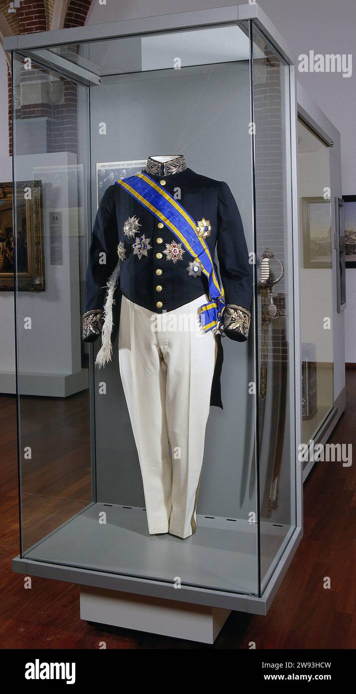 Office costume of Hendrikus Colijn, C. Meuven & Son, 1925 - 1926 Breda ...