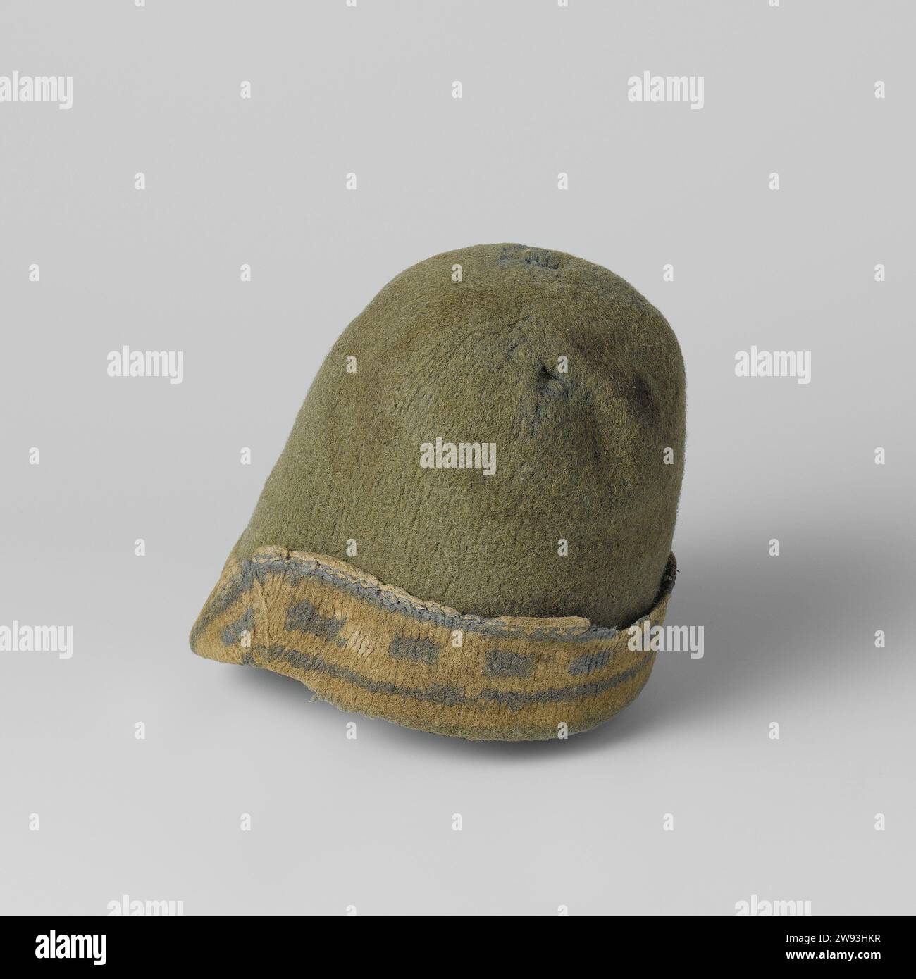 Woollen caps worn by Dutch whalers, anonymous, c. 1600 - c. 1800 Hat ...