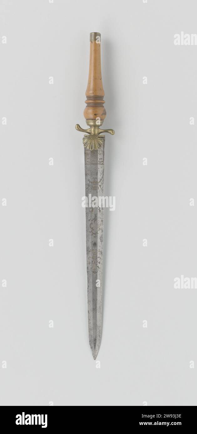 Small bayonet cap hi-res stock photography and images - Alamy