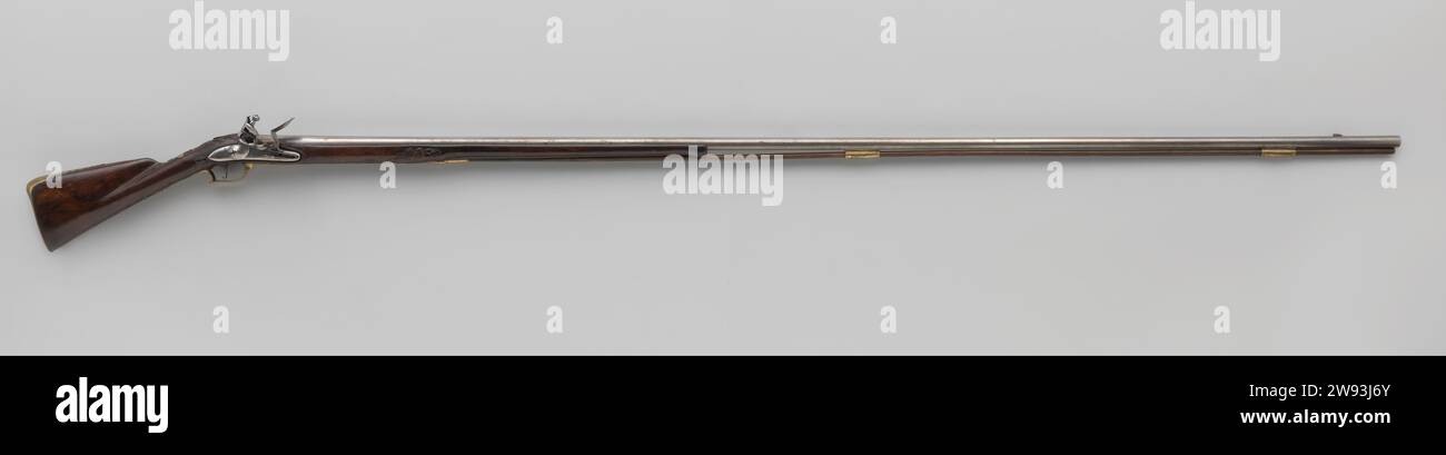 Long flint hunt rifle, Jan van Solingen (II), 1735 - 1740 flintlock gun ...