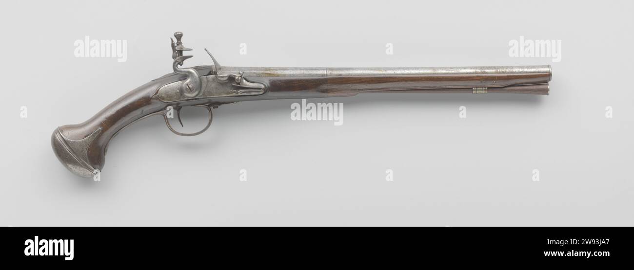 Flint gun, Cornelis Coster, 1660 - 1665 flintlock pistol The lock is ...