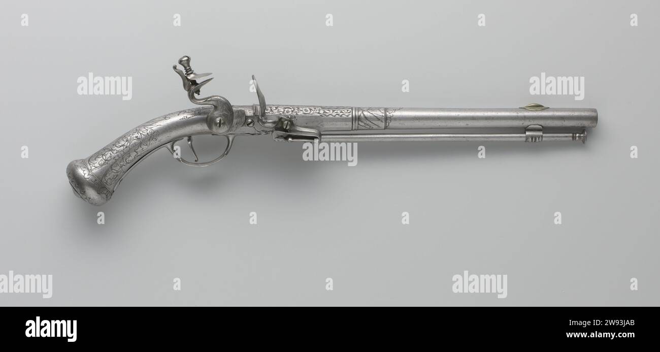 Flint gun with iron flask, anonymous, 1660 - 1670 flintlock pistol All ...