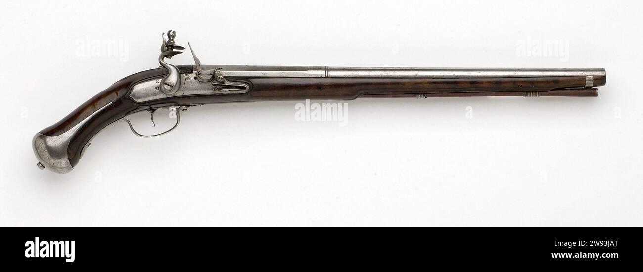 Flintlock long gun hi-res stock photography and images - Alamy