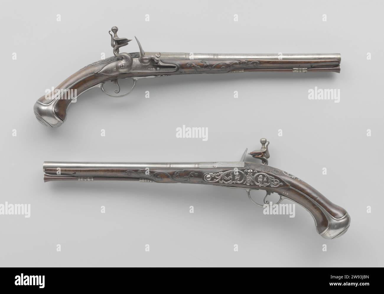 Flint gun, Gerrit Lasonder (II), c. 1690 flintlock pistol Part of a ...
