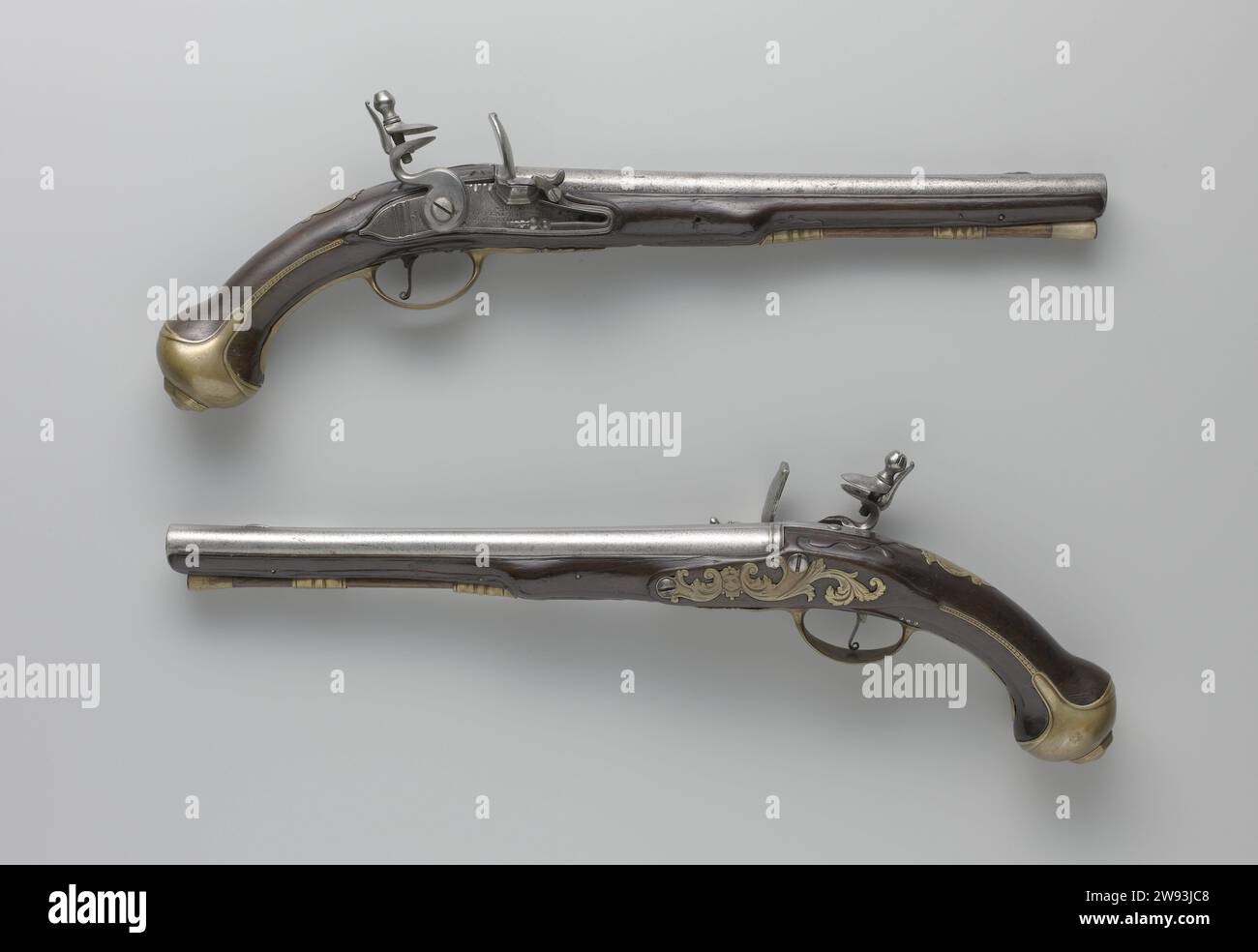 flint gun, Jan Bijlaard, 1700 - 1708 flintlock pistol Part of a couple ...