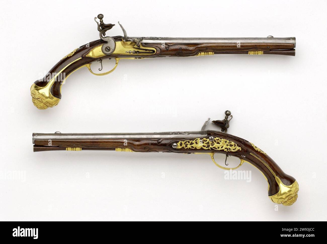 Flint gun, Gerrit Lasonder (II), 1710 - 1720 flintlock pistol Part of a ...