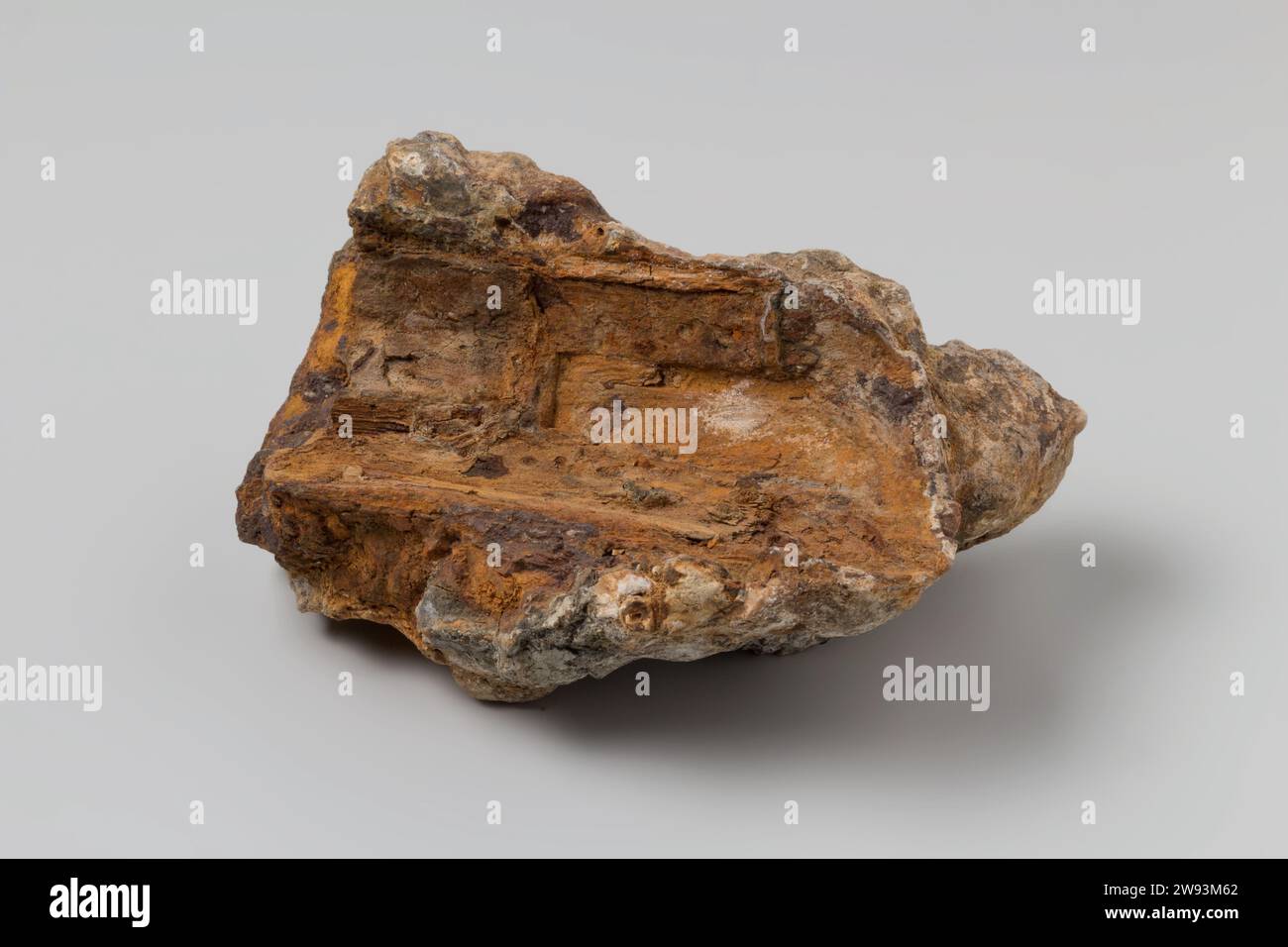 Concretion from V.O.C. ship De 'Witte Leeuw', 1613 concretionary stone ...