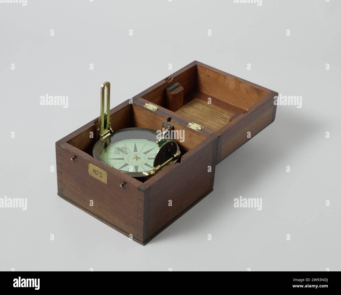 Azimuth Compass in Wooden Box, c. 1810 - c. 1858 box Azimut compass in ...