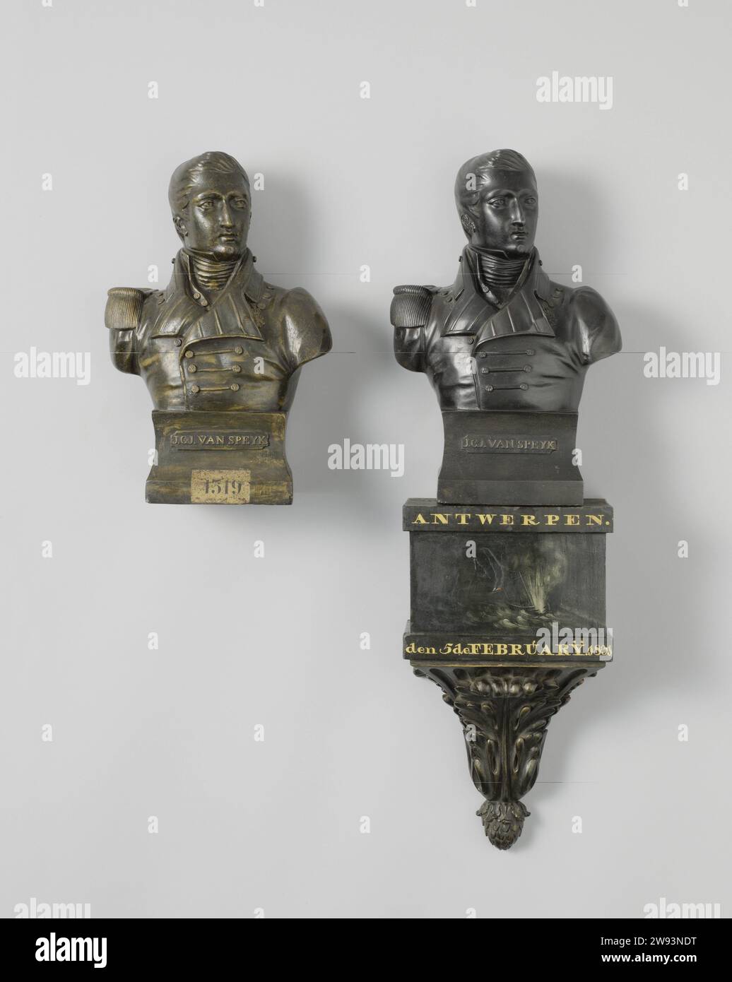 Bronze busts hi-res stock photography and images - Alamy