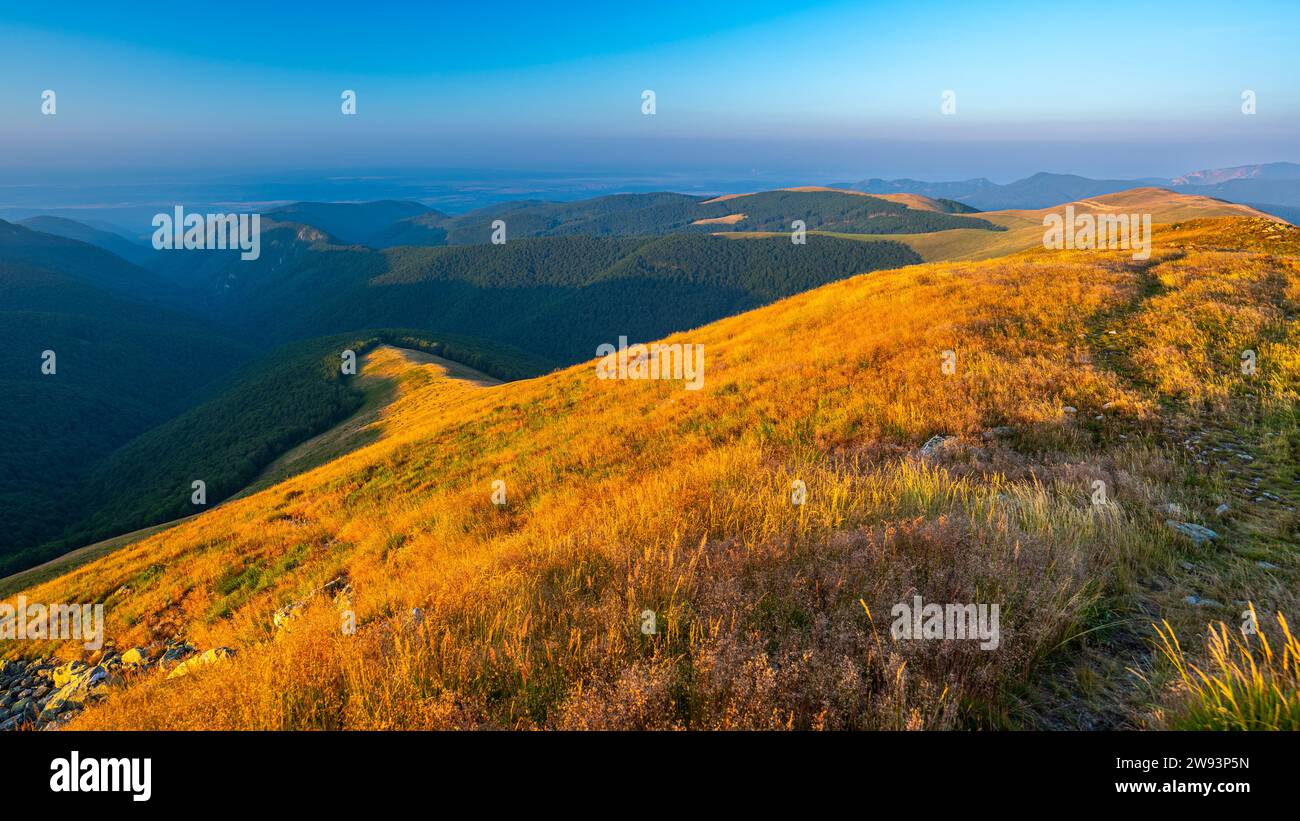 Beautiful mountain landscape at sunrise. The Defileul Jiului National ...