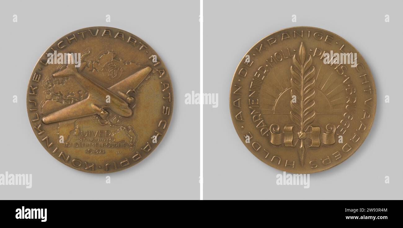 Return of the Uiver, 1934, 1934 medal Bronze medal. Front: plane (De ...