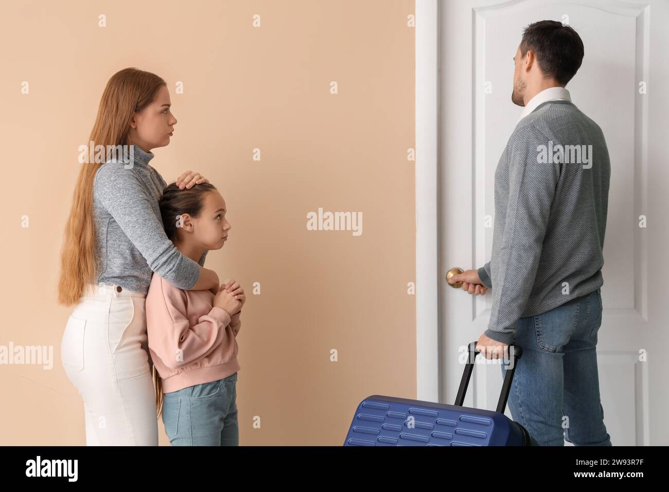 Divorce couple door hi-res stock photography and images - Alamy