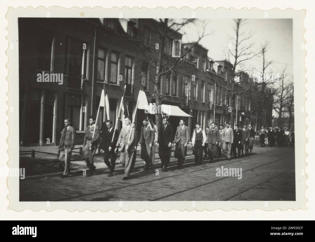 Procession NSB, 1936 - 1937 photograph Parade of the NSB. First three ...