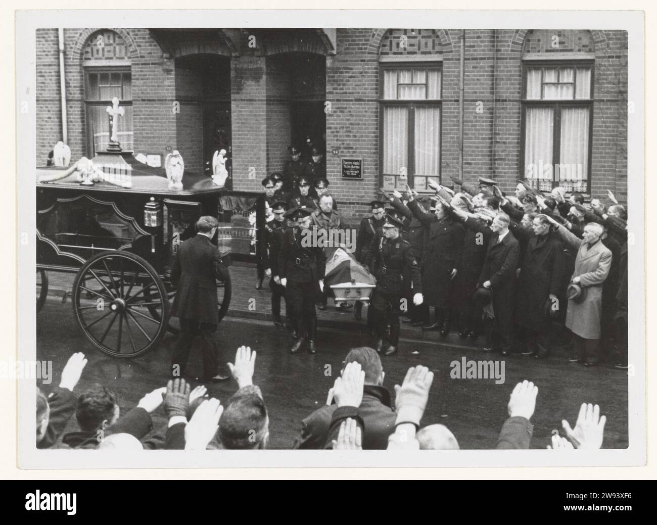 Funeral Hans Pelzer, 1941 photograph The funeral of Hans Pelzer, member ...