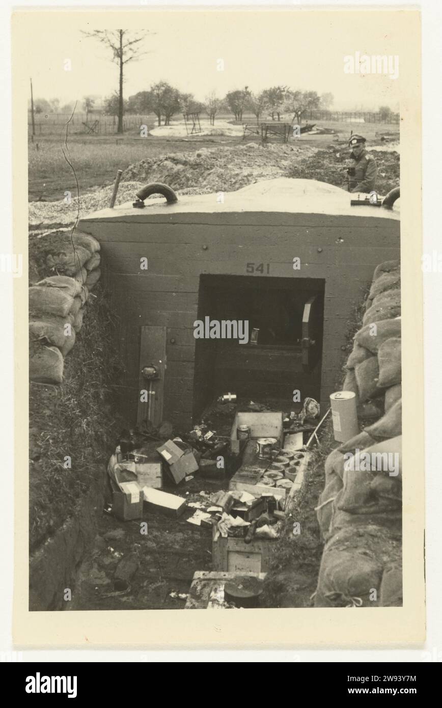 Occupation of trenches hi-res stock photography and images - Alamy