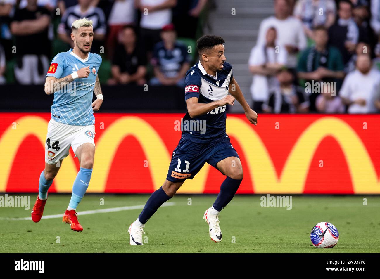 Ben folami football hi-res stock photography and images - Alamy