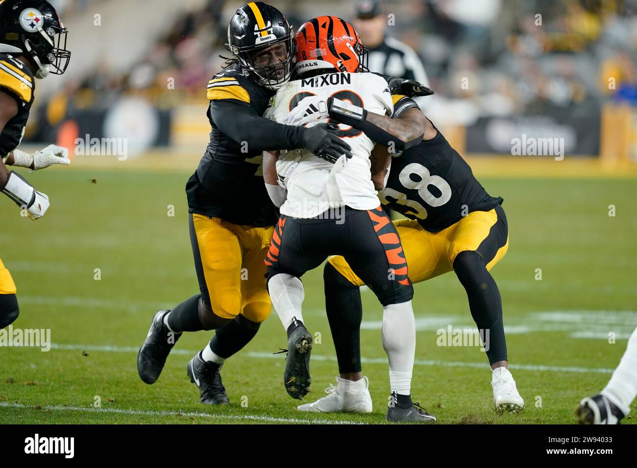 December 23, 2023, blank, blank, USA: Dec. 23, 2023: Joe Mixon #28 ...