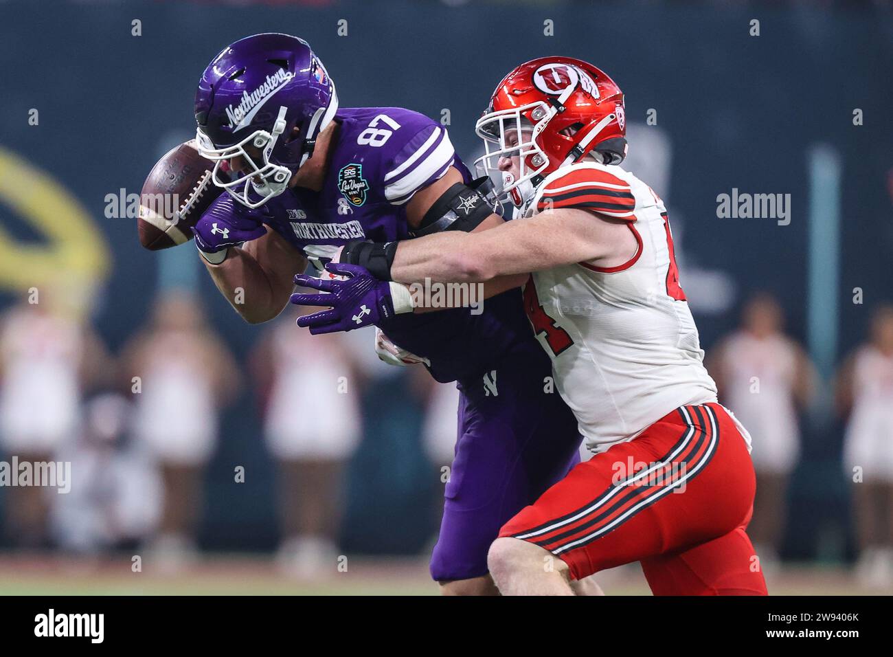 Las Vegas, NV, USA. 23rd Dec, 2023. Northwestern Wildcats tight end ...