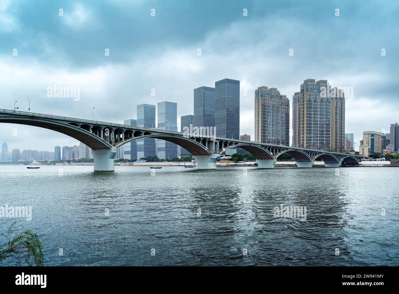 The Orange Island Bridge connecting the city center and Orange Island ...
