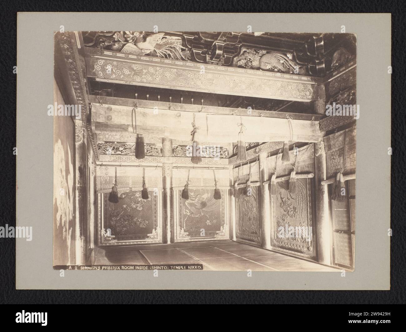 Feniks Chamber of Shogun in Temple of Shinto Squijn, Nikko, c. 1895 - c ...