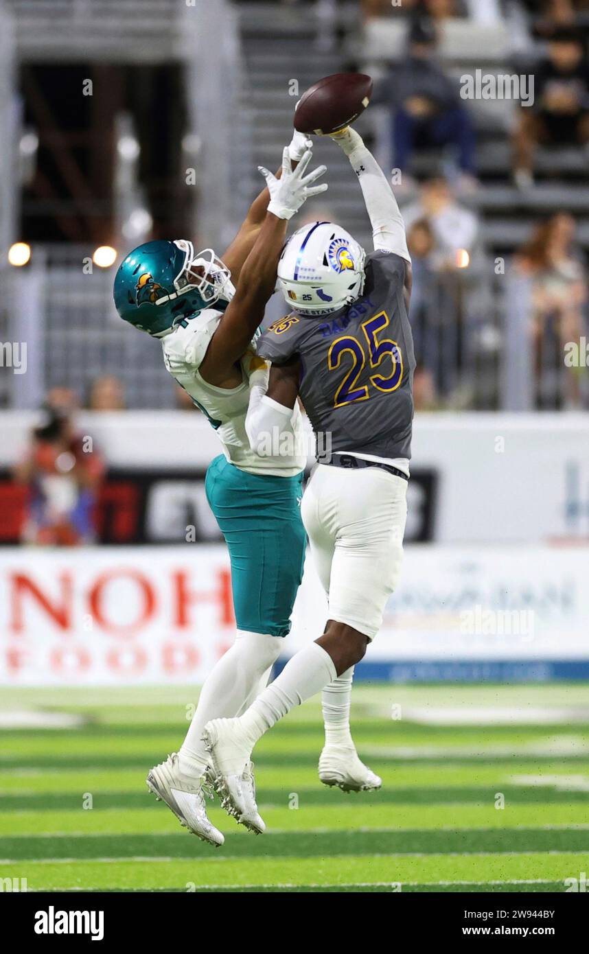 San Jose State defensive back Michael Dansby (25) breaks up a pass ...