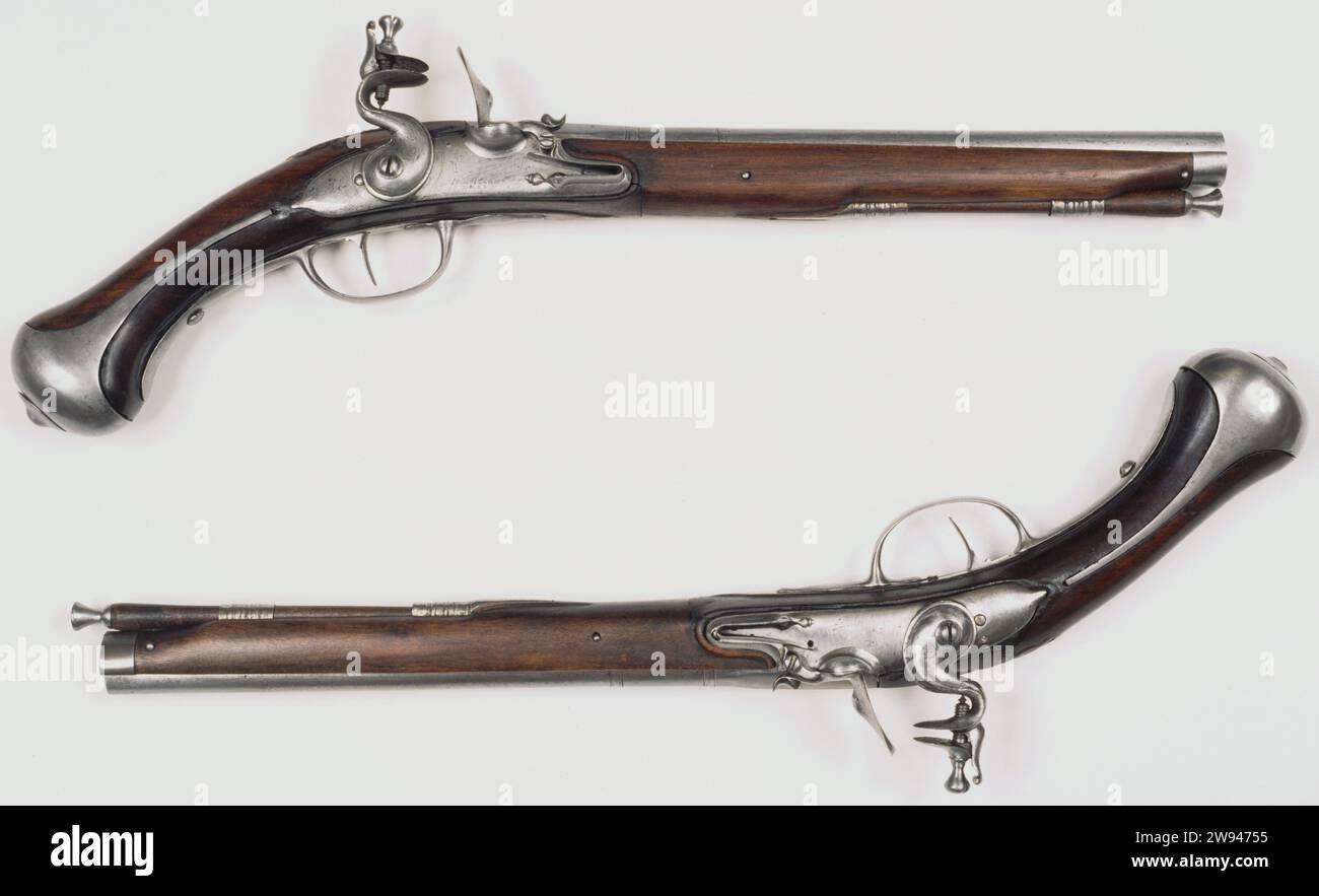 Flint gun, c. 1619 - c. 1688 flintlock pistol Flint gun, part of Koppel ...