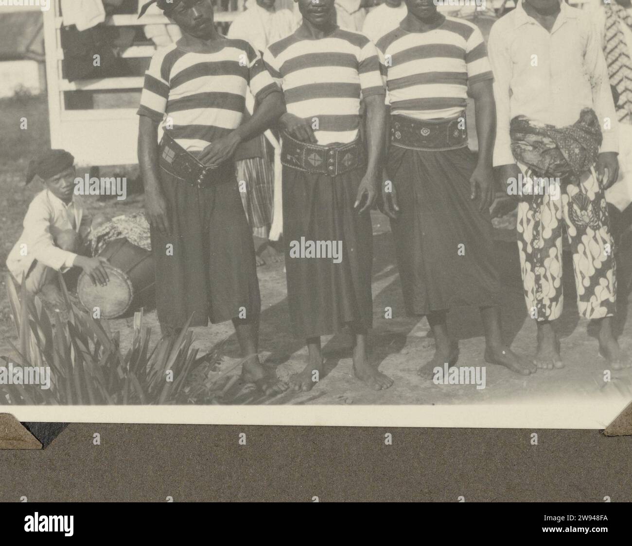 Group Javanese men in Suriname, 1925 - 1927 photograph Group Javanese ...