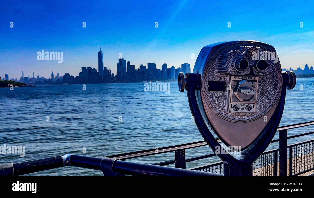 Prism and viewpoint of the skyline of New York (USA), from Liberty ...