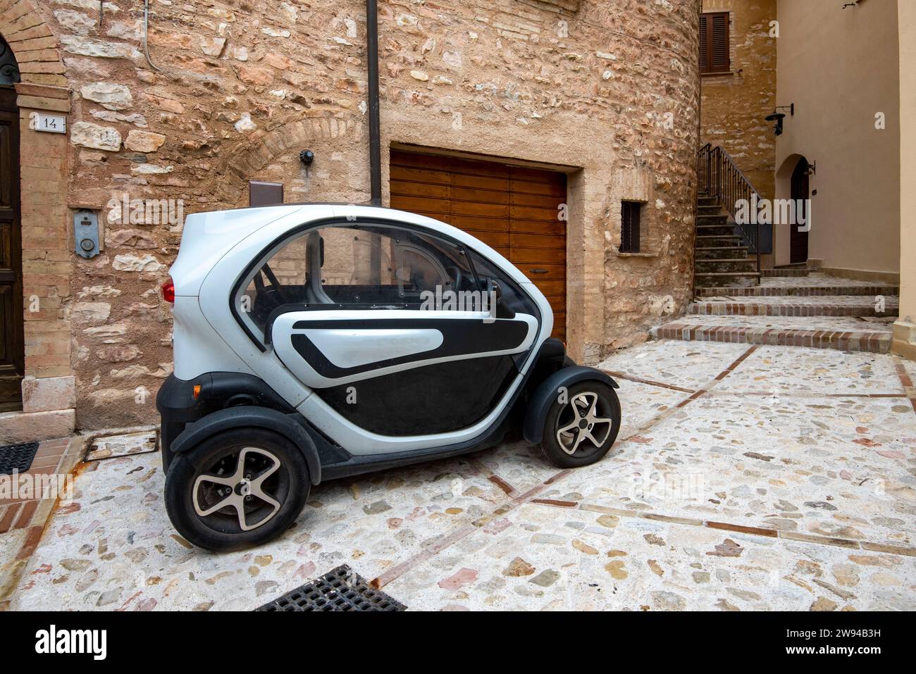 Renault twizy small electric vehicle hi-res stock photography and ...