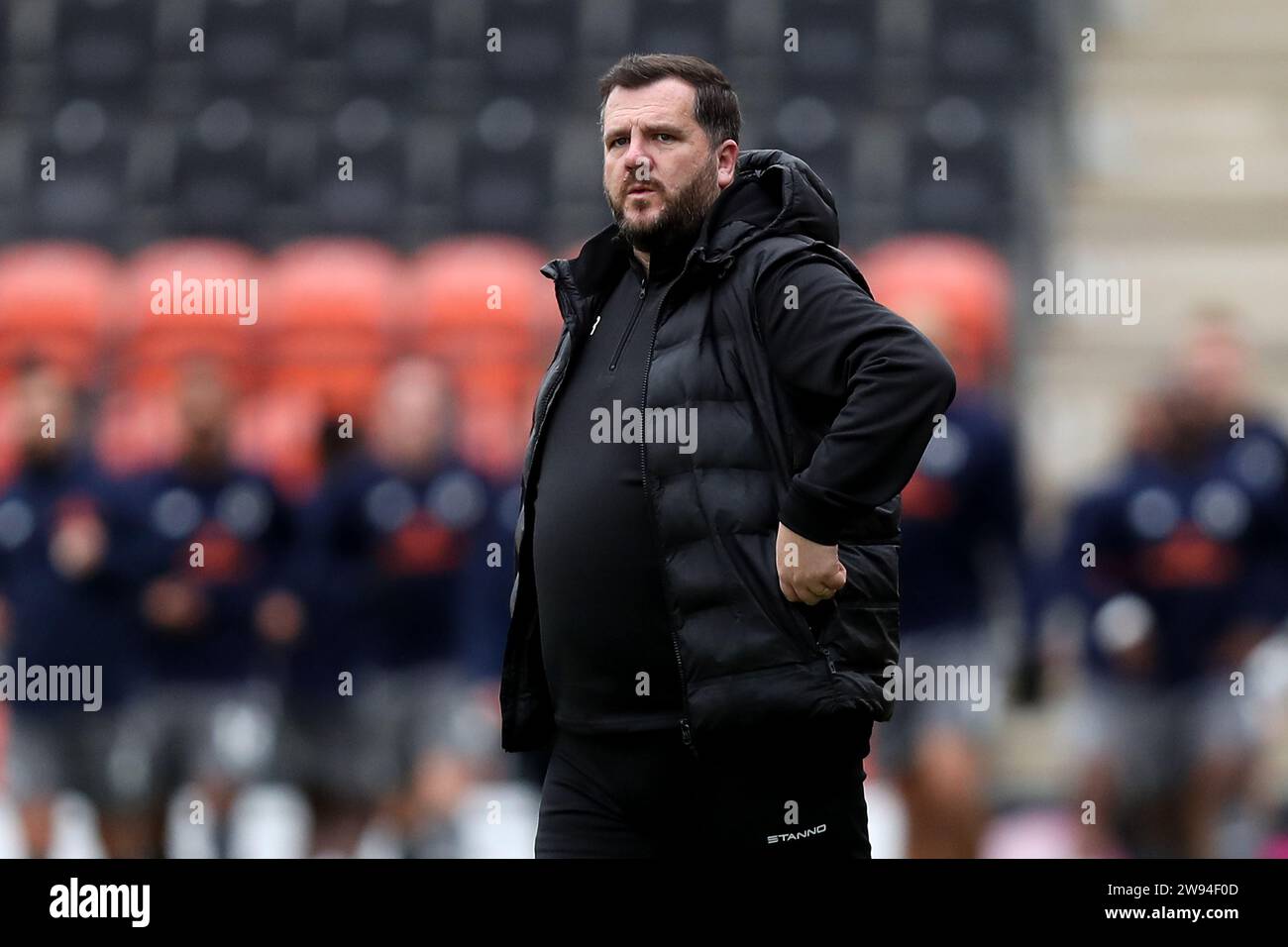 Barnet manager Dean Brennan during Barnet vs Boreham Wood, Vanarama ...