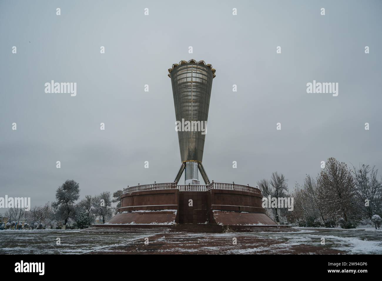 Almaty modern central asian city hi-res stock photography and images ...