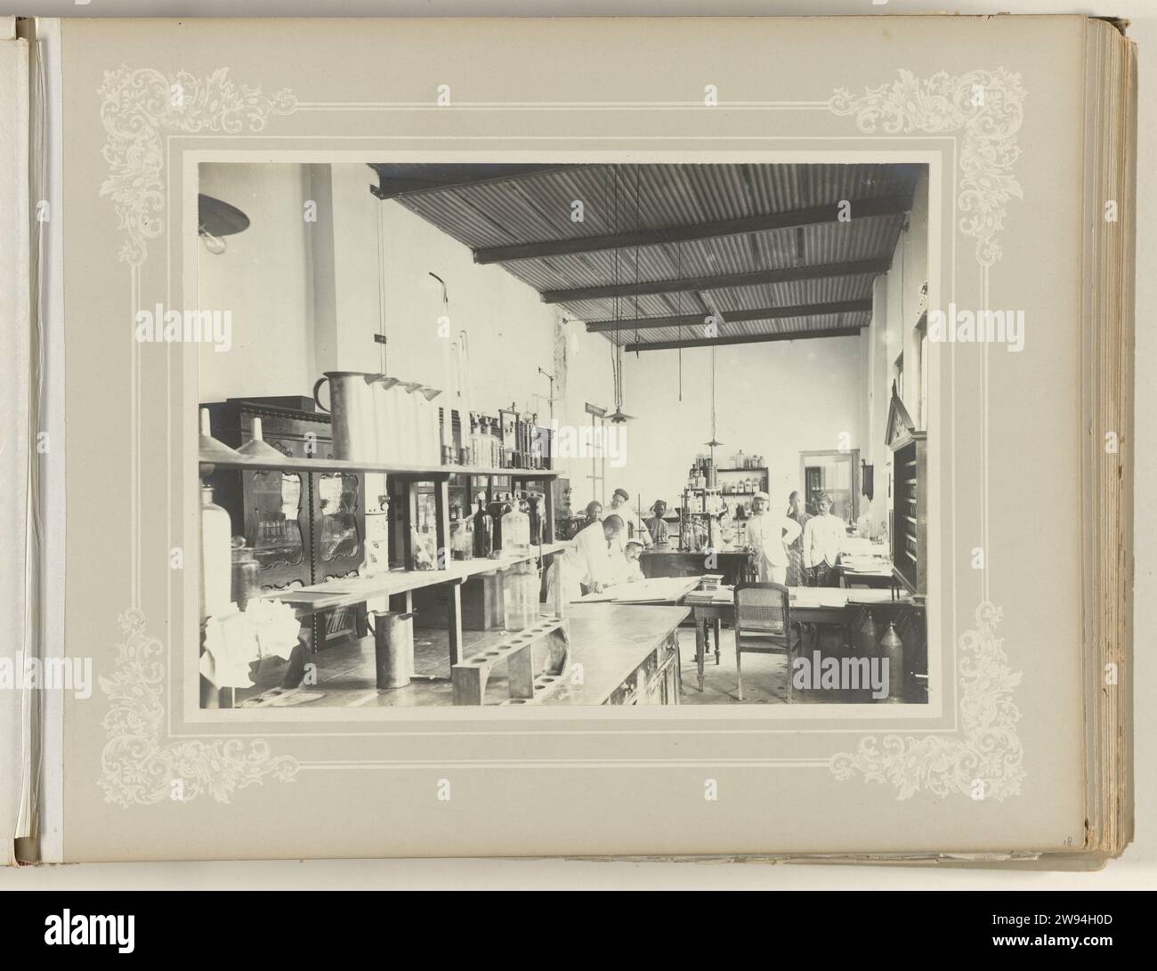 Laboratory of the sugar factory, Otto Hisgen (Possible), 1890 - 1910 ...