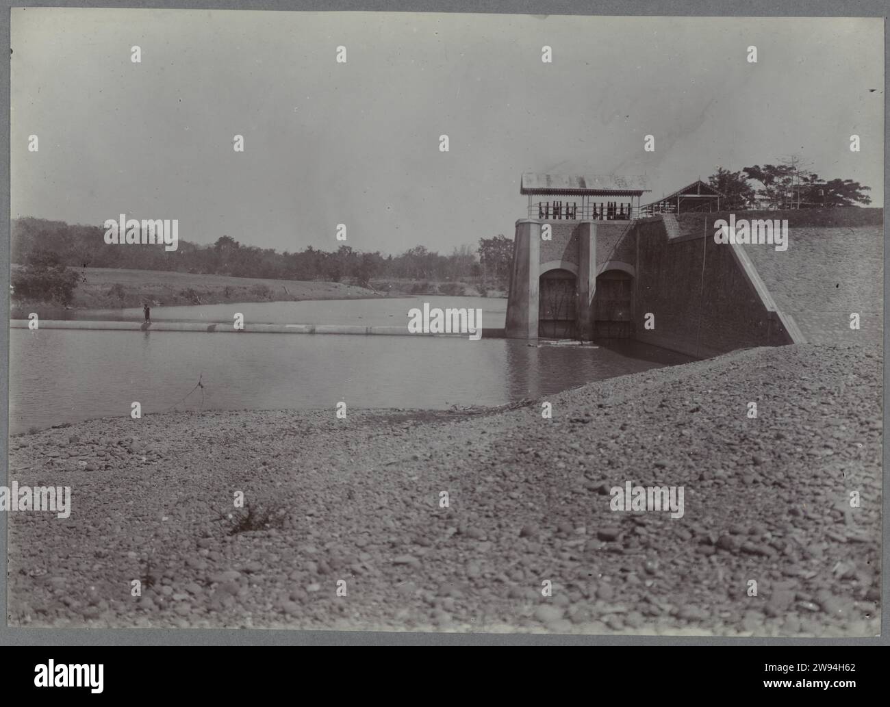 Dam at a channel, anonymous, c. 1900 - 1919 photograph A dam at a ...