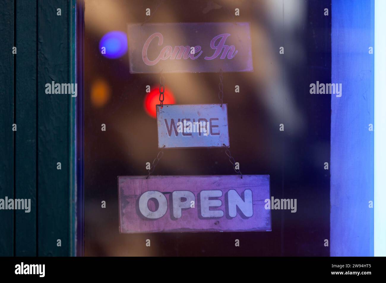 Signs saying hi-res stock photography and images - Alamy