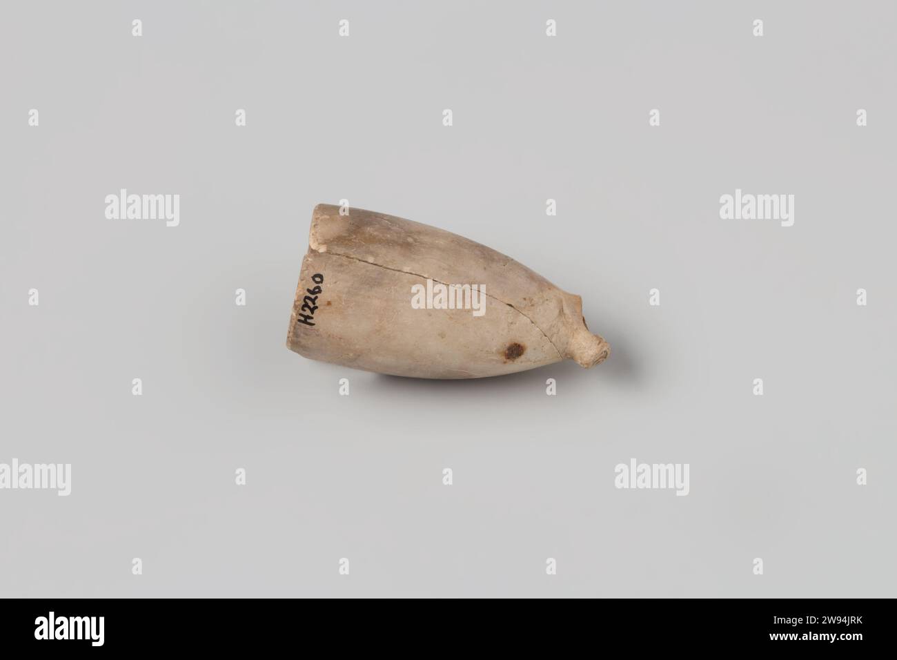 Pijpenkop from the wreck of the East Indies Hollandia, 1700 - in or ...