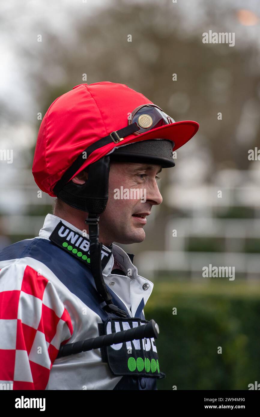Trainer nicky henderson breeder curie sagara hi-res stock photography ...