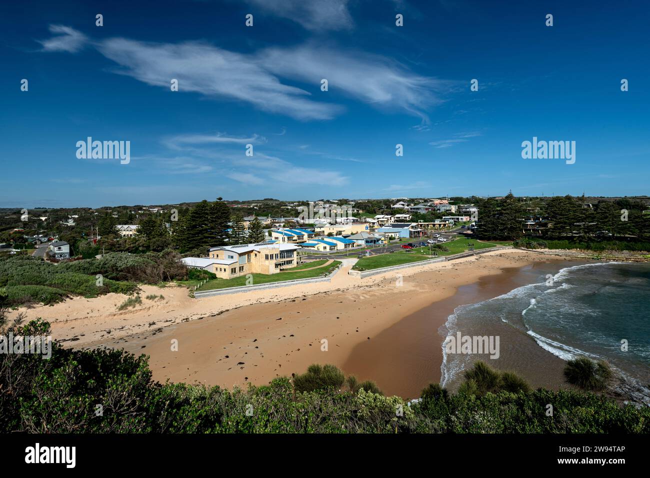 Picturesque town of Port Campbell at the famous Great Ocean Road Stock ...