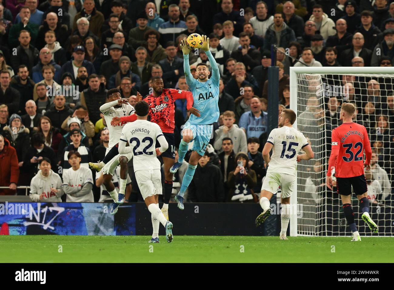 London, UK. 23rd Dec, 2023. Tottenham Hotspur Goalkeeper Guglielmo ...