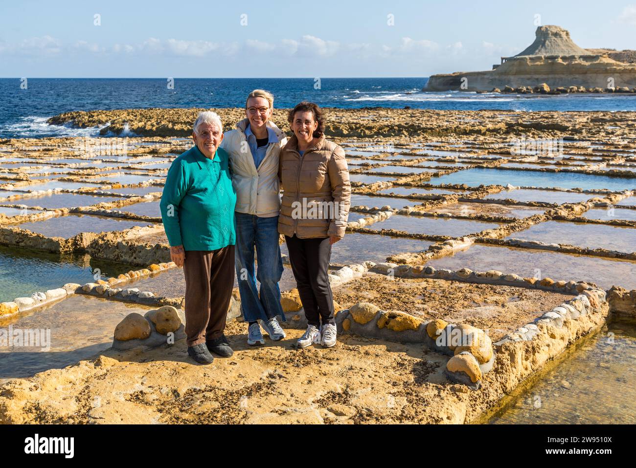 Rose Cini and Josephine Xuereb together with journalist Angela Berg in ...