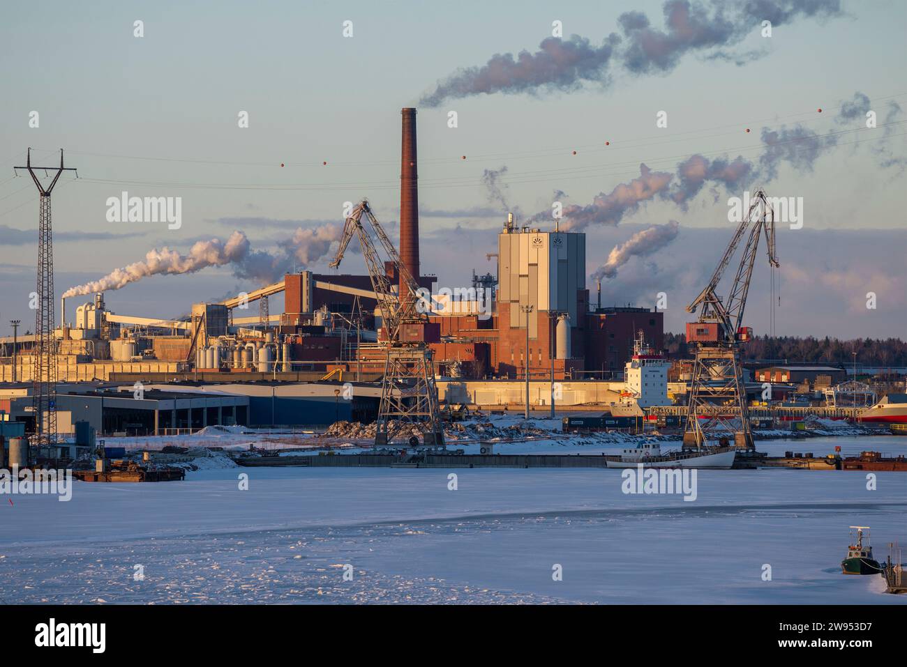 Sunila hi-res stock photography and images - Alamy