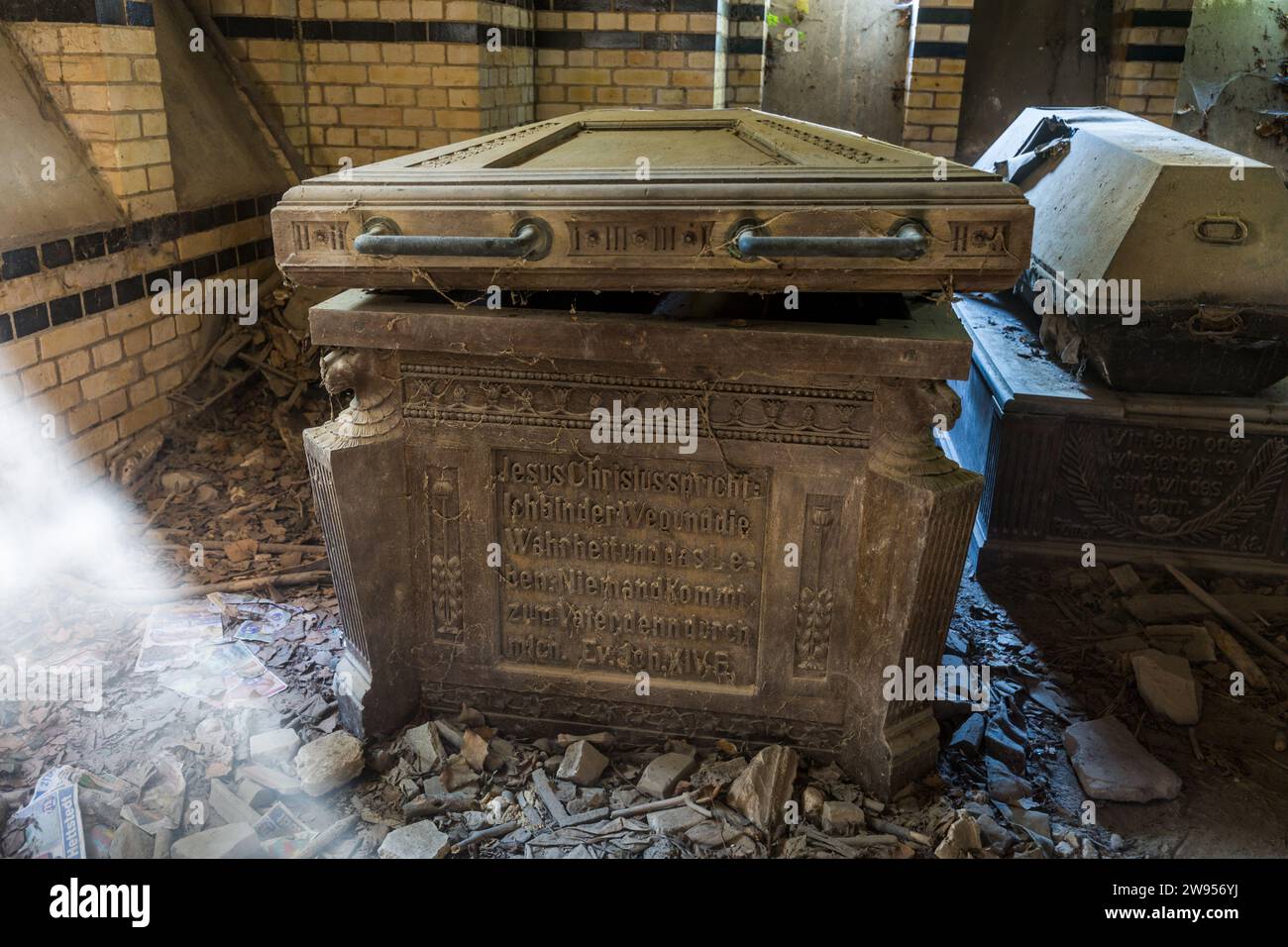 Mausoleum K / Mausoleum der Familie Korck-Schoenfeld with coffins and ...